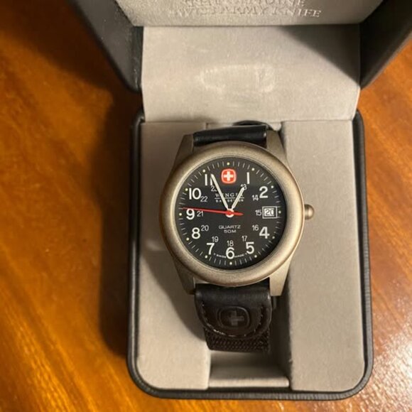 Swiss Army | Accessories | Quartz Swiss Watch Wenger Sak Design Vintage ...